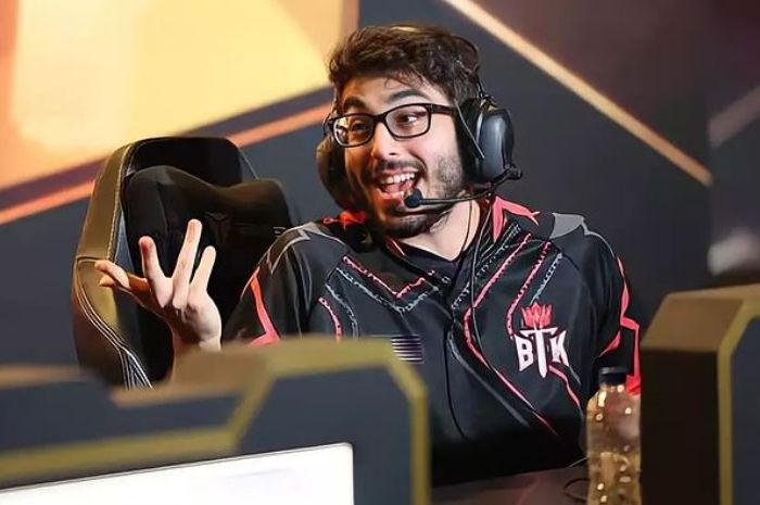 Ini Reaksi Mobazane Akan Dibuatkan Dokumenter Mobile Legends (ML ...