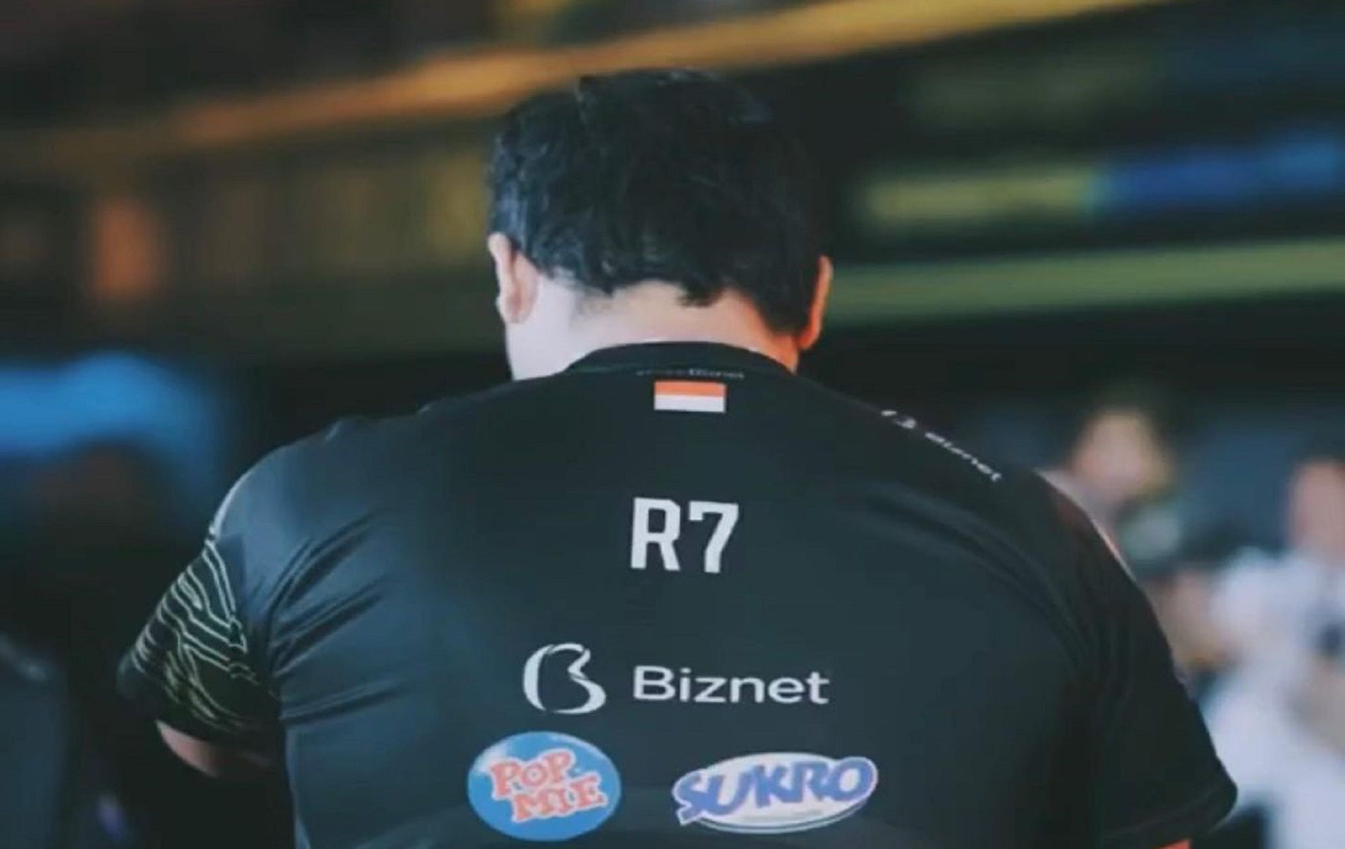 R7 Mau Tantang Tim RRQ Mobile Legends? – Esportsku