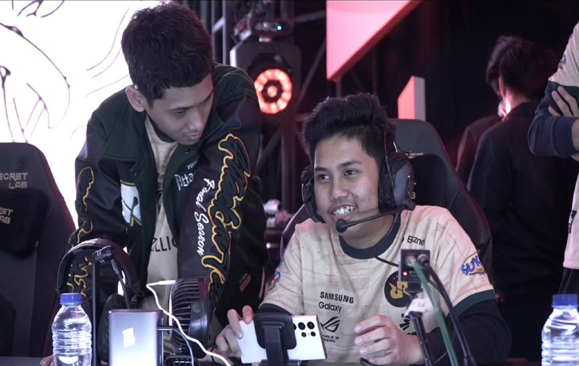 Berhasil Winstreak MPL S12, Rave Berikan Pesan Humble Untuk Player RRQ ...