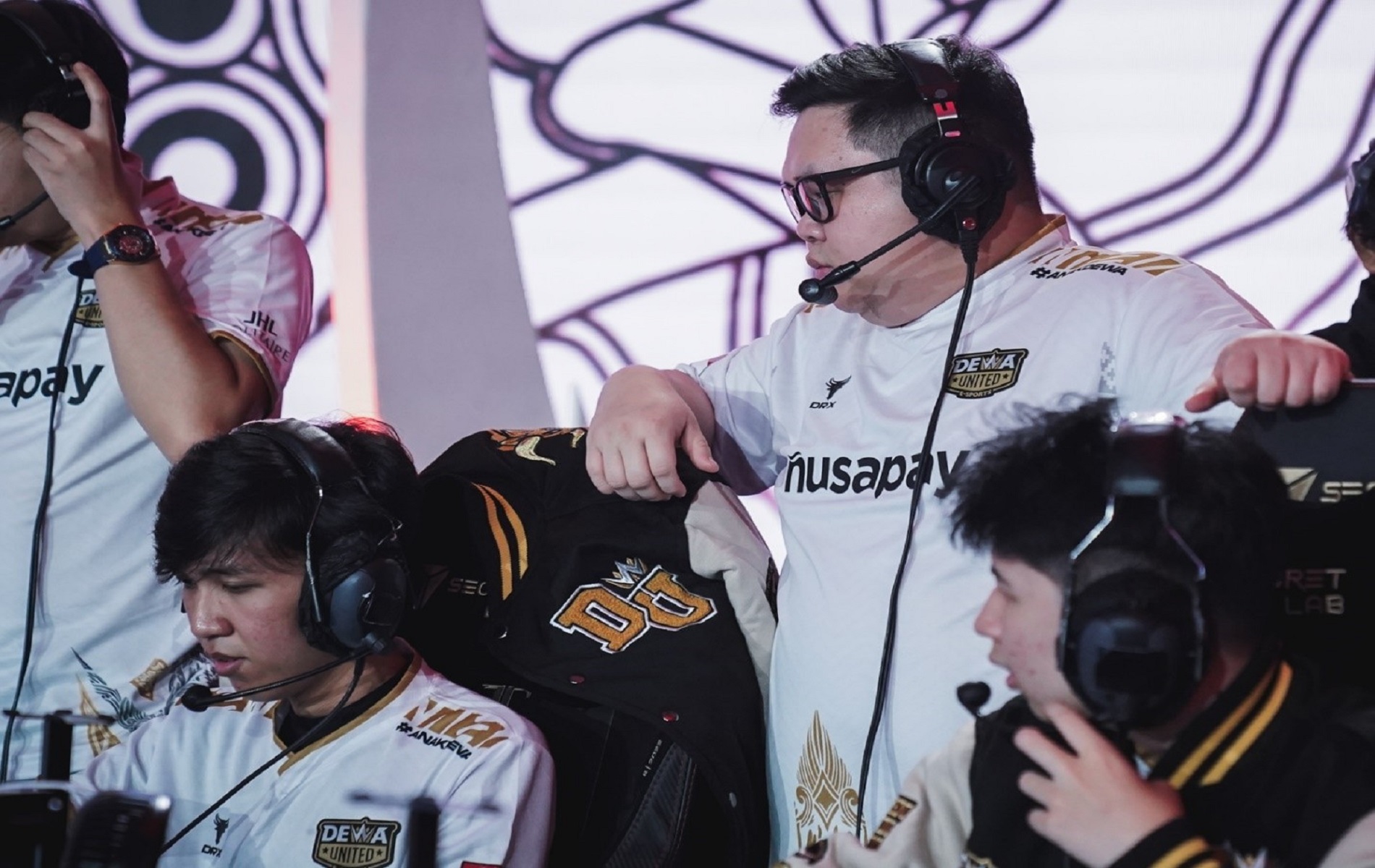 Analis Dewa United Esports Waspadai Flexible Draft dan Kombo BTR Alpha ...